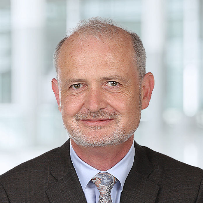 Hürden und Chancen im Bankenwesen 2024: Der Einfluss von Technologie ...